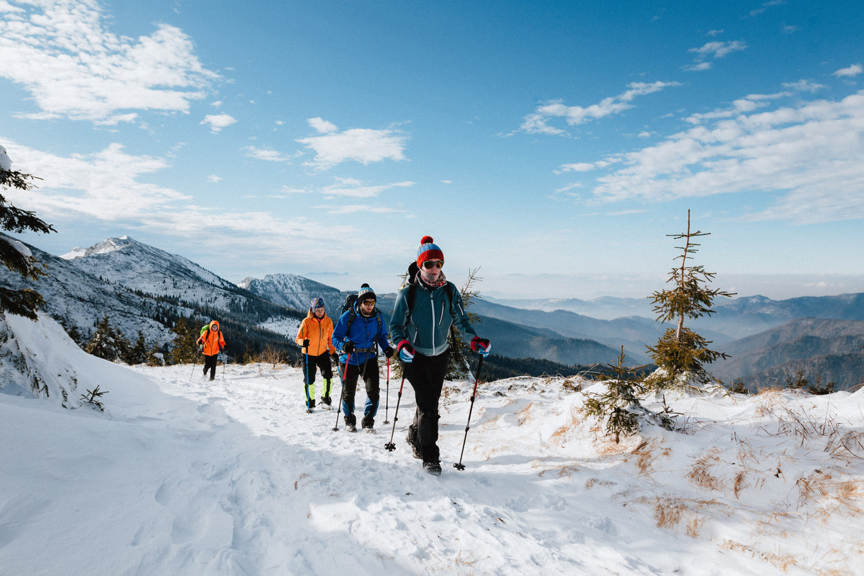 Hiking in Cold Weather: Gear List and Tips | Gear.com